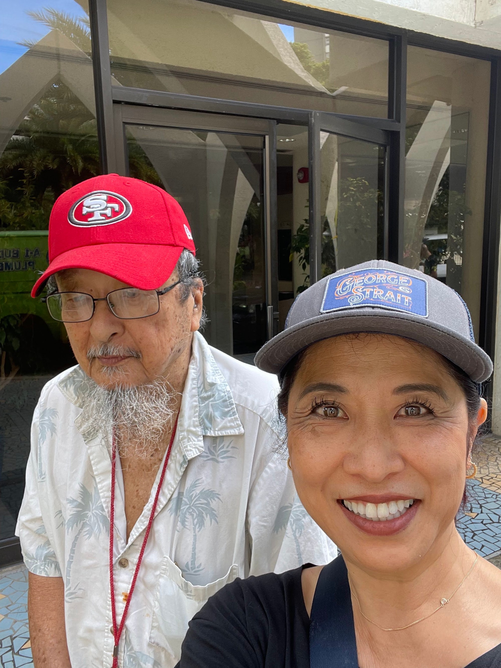 Dad Moving House on Oahu – Living Hilo Style